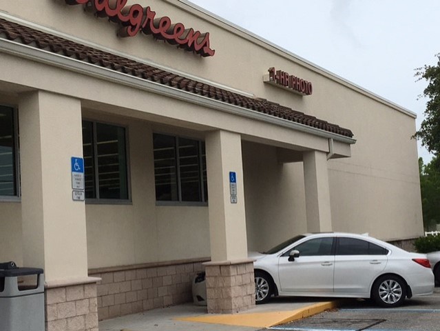 Car crashes into the side of Cape Coral Walgreens - Fox 4 Now WFTX Fort ...