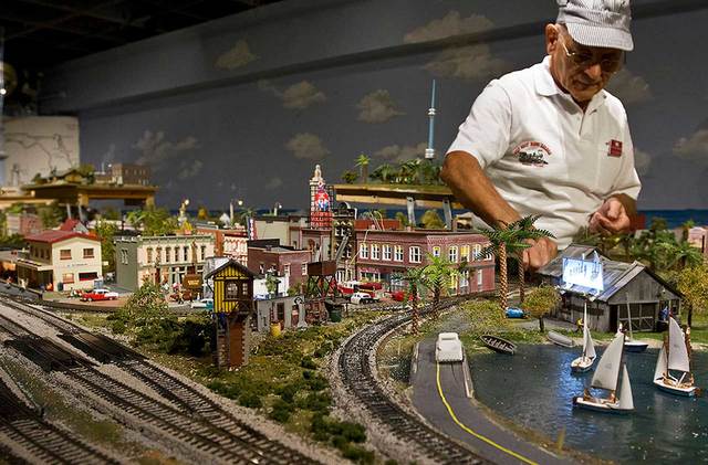 Gulf Coast Model Railroad begins free tours for the season - Fox 4 Now ...